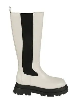 Ash Round Toe Lug Sole Boots - Black