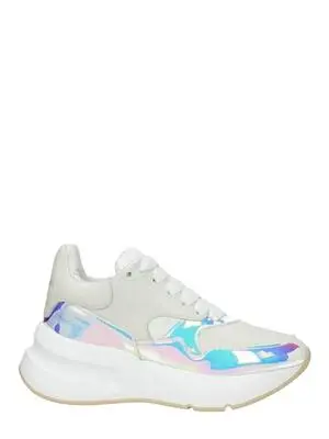 Alexander McQueen Oversized Sneaker With Metallic Accents - White