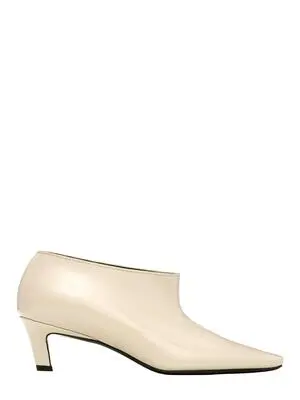 TOTEME Square-toed Ankle Boots - Nude