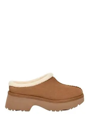 UGG New Heights Cozy Clogs - Maroon