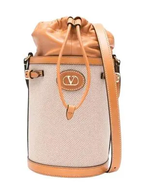 Valentino Garavani Vlogo Signature Drawstring Shoulder Bag - Nude