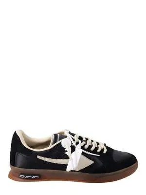Off-White Arrow Pattern Lace-up Sneakers - Black