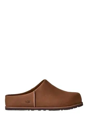 UGG Otzo Slip-on Clogs - Dark Chestnut