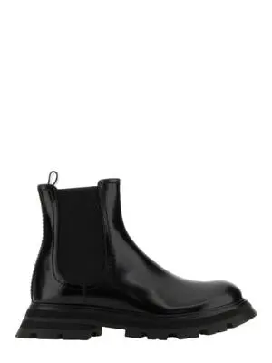 Alexander McQueen Wander Chelsea Ankle Boots - Black