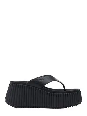 Chloé Calfskin Platform Ridged-sole Sandals - Black