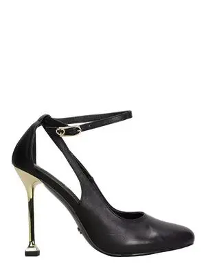 GOLD & ROUGE Buckle-fastening Pumps - Black