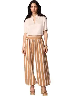 THEO THE LABEL Phaenna Shoulder Pleat Tee - Ivory