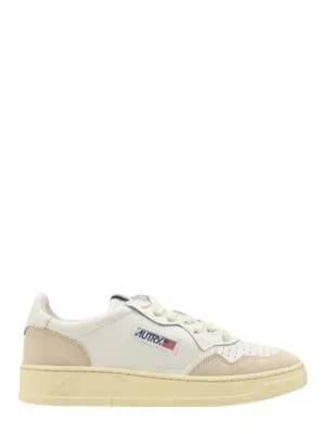 AUTRY Medalist Low Lace-up Sneakers - Nude