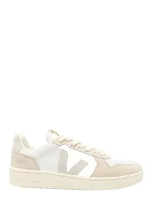 VEJA V-82 Low-top Sneakers - White