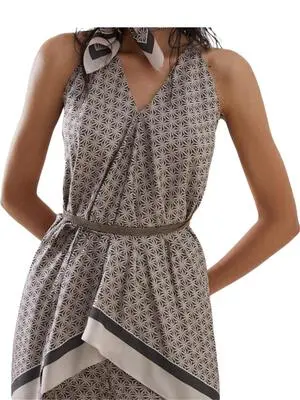Brunello Cucinelli Geometric Print V-neck Silk Top - Brown