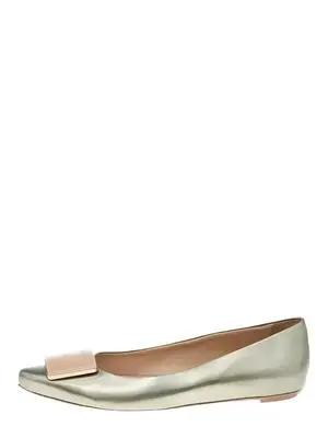 TOD'S Leather Pointed Toe Buckle Detail Ballet Flats - Silver