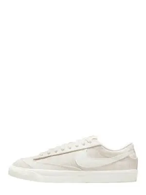 Nike Blazer Low '77 Se Flower Embroidery Sneakers - White