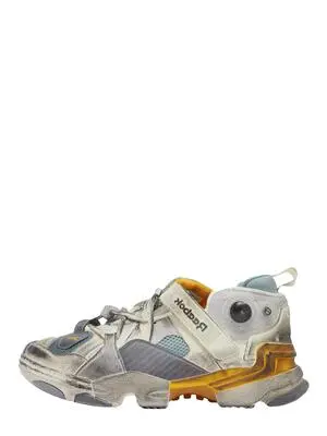 REEBOK X Vetements Genetically Modified Pump Sneakers - Default Colorway