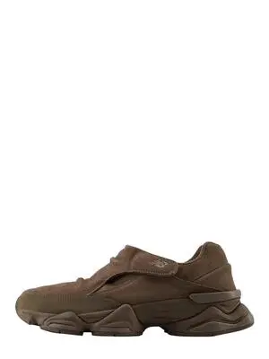 NEW BALANCE 8040 Sneakers - Brown