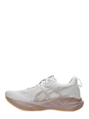 Asics ASICS Novablast 5 Wide Athletic Sneakers White/fawn