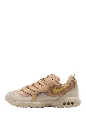 Nike Terra Humara Sneakers - Sesame/sanddrift-saturn Gold