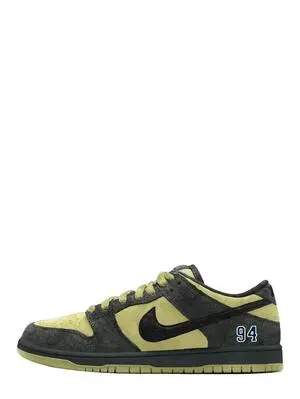 Nike Supreme X Dunk Low '94 - Camper Green/camper Green/black