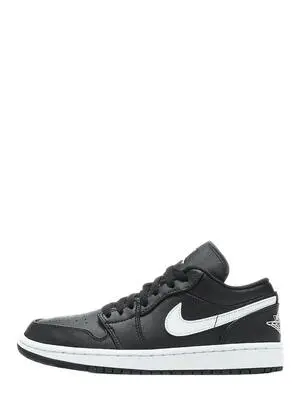 JORDAN 1 Low Athletic Sneakers - Black