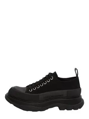 Alexander McQueen Alexander McQueen Tread Slick Lace Up Sneakers Black
