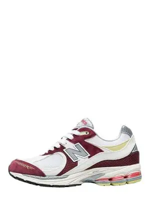 NEW BALANCE New Balance 2002R "Backyard Legends II" X Up There Sneakers Maroon/white/grey