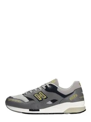 NEW BALANCE 1600 Limited Edition Sneaker - Grey