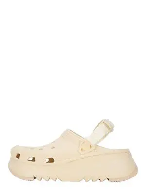 CROCS Classic Hiker Xscape Clog - Cream