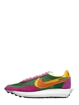 Nike X Sacai LD Waffle "Pine Green" Red/green