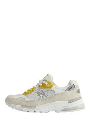 NEW BALANCE Paperboy Paris X New Balance 992 Made In USA "Fried Egg" Cream