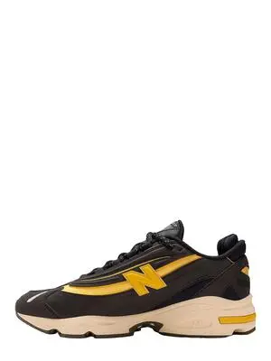 NEW BALANCE New Balance X Bricks & Wood 1000 "A Different Bounce" Sneakers Black/yellow