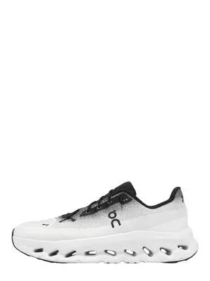 On On Running Cloudtilt Sneakers Black/ivory