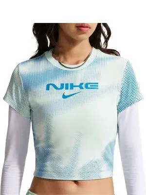 Nike Nike Sportswear Chill Knit Fitted T-Shirt Barely Green