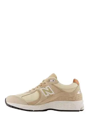 NEW BALANCE 2002r Low Top Sneakers - Creamyellow