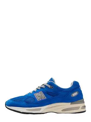 NEW BALANCE 991v2 Made In Uk Sneakers - Silver Blue/turbulence/quiet Grey