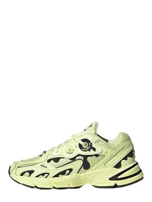 Adidas Astir "paint Drip" Sneakers - Yellow
