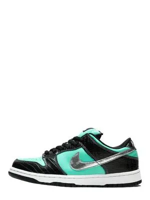 Nike Diamond Supply Co. X Dunk Low Pro Sb 'tiffany' Sneakers - Teal