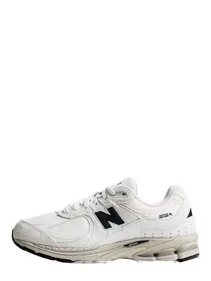 NEW BALANCE New Balance 2002R 'White Fur' Sneakers Cream