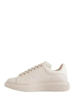 Alexander McQueen Alexander McQueen Oversized Sneakers Beige