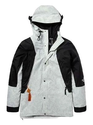 The North Face Mountain Jacket - White