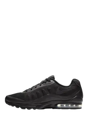 Nike Max Invigor Sneakers - Black