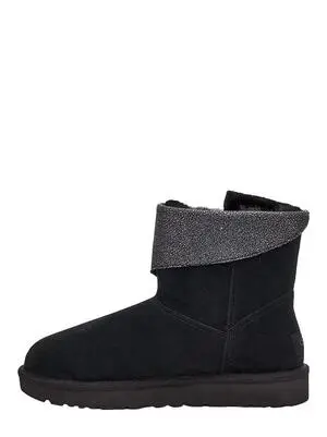 UGG Classic Caviar Zip Up Boots - Black