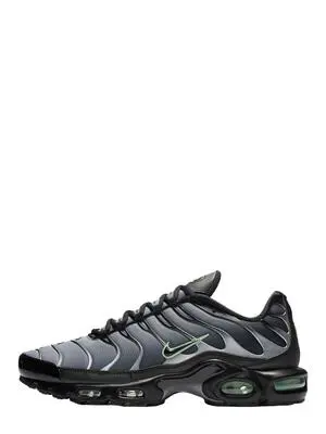 Nike Nike Air Max Plus Sneakers Black/green