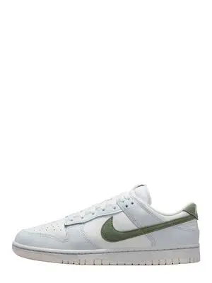 Nike (wmns) Nike Dunk Low 'platinum Tint Juniper Fog' Light Silver/juniper Green/white