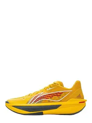 LI-NING Ultra Light 2025 Sneakers - Yellow/red/grey