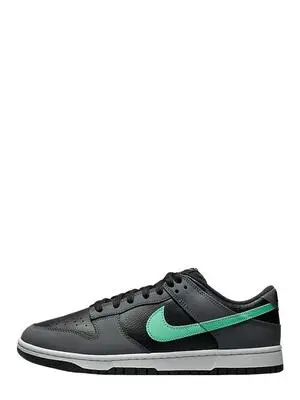 Nike Dunk Low - Black