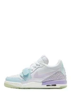 JORDAN Legacy 312 Low - White/hydrangeas/sail