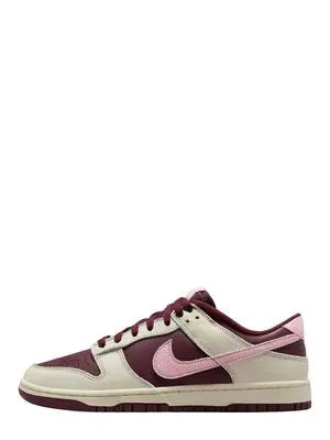 Nike Dunk Low Premium "valentine's Day 2023" Sneakers - Ivory