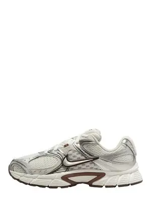 Nike Nike V5 RNR Athletic Sneakers Sail/fauna Brown/phantom