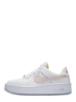Nike Nike Air Force 1 Sage Low Platform Sneakers White/pink