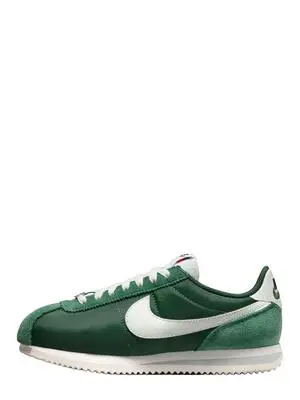 Nike Cortez "fir" Athletic Sneakers - Fir/sail/sail