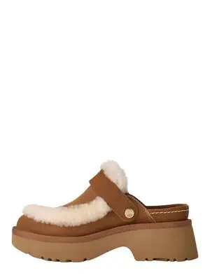 UGG Esmee Clog Mules - Chestnut